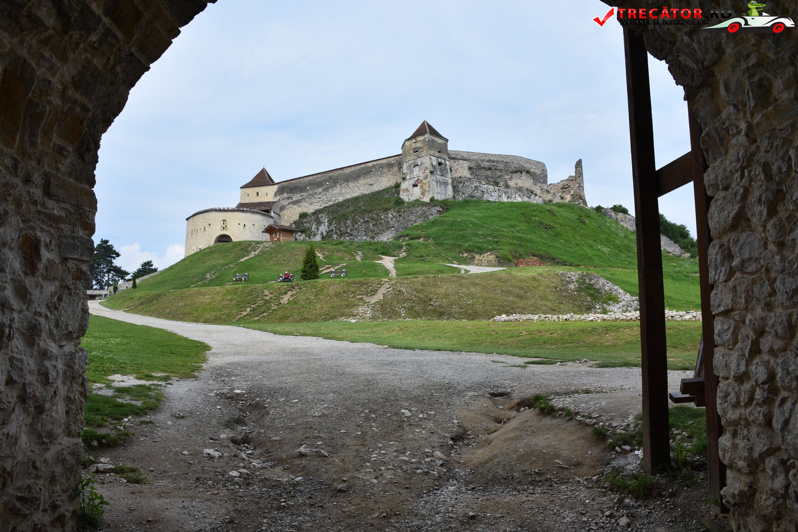 Cetatea Râșnov, Brașov, România – Obiective turistice de văzut și vizitat