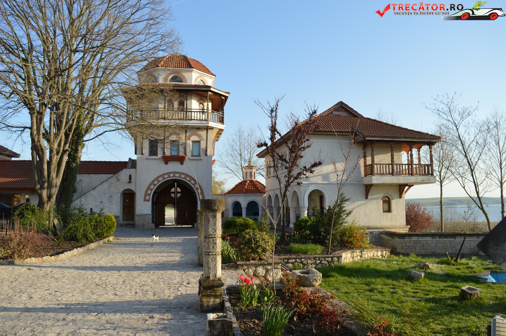 Manastirea Dervent – Obiective turistice de văzut și vizitat