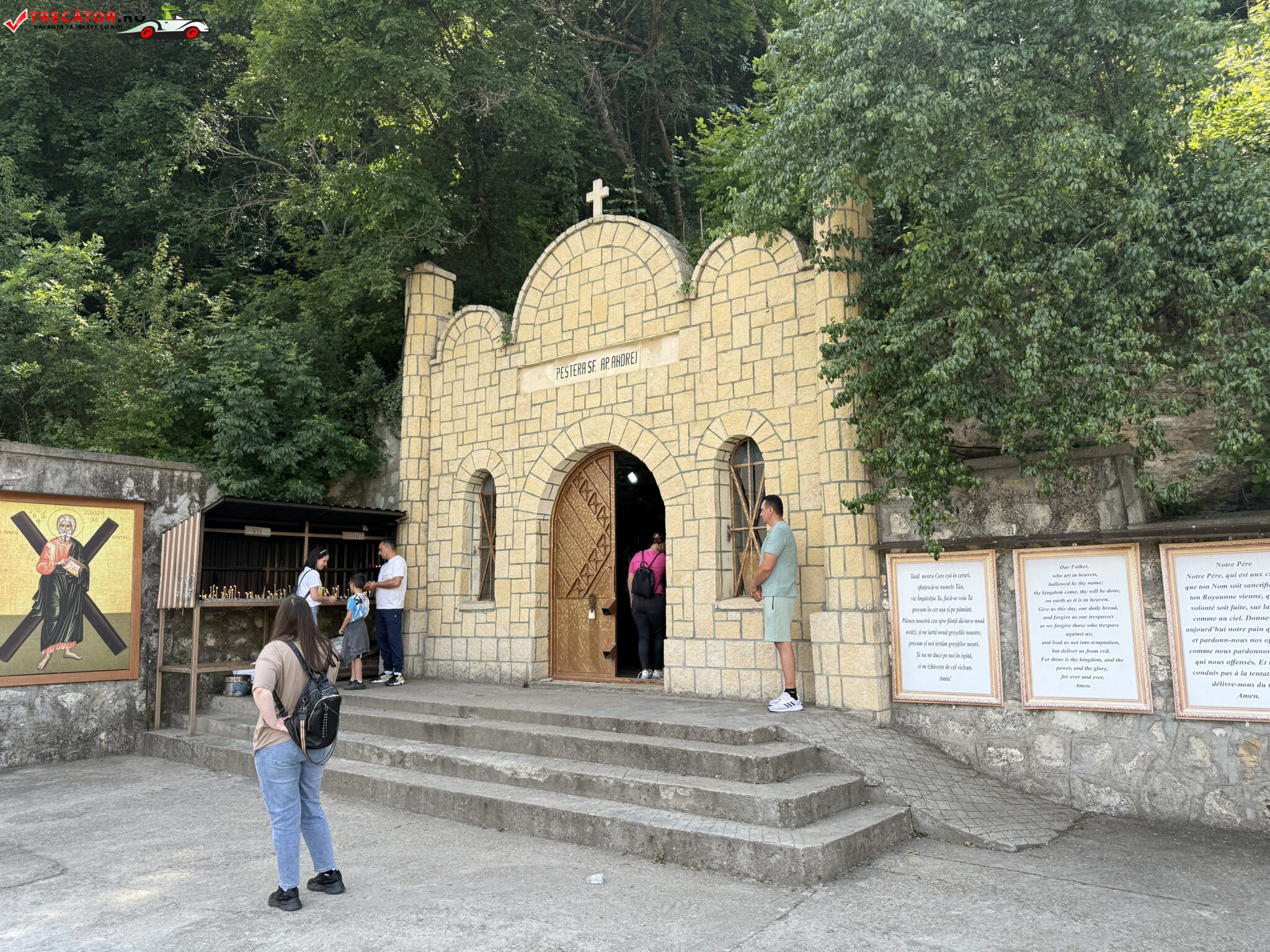 Mănăstirea „Peștera Sfântului Apostol Andrei”, Constanța, România ...