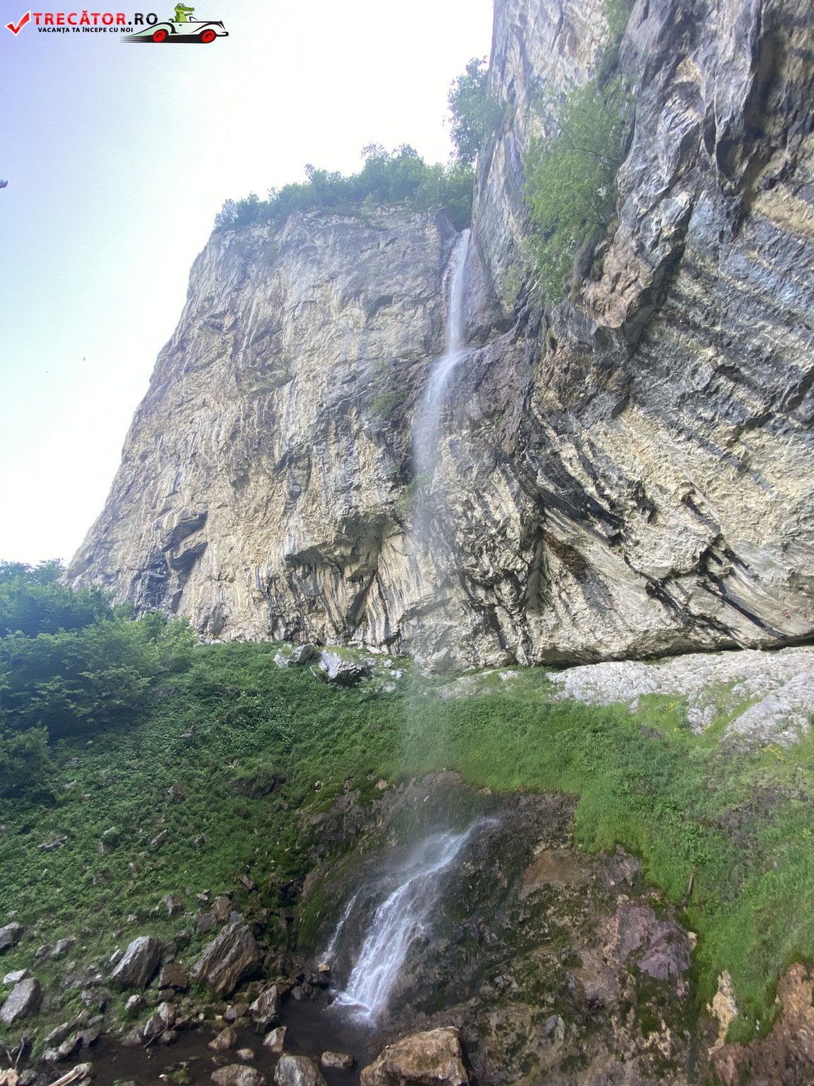 Cascada Vânturătoarea – Obiective turistice de văzut și vizitat