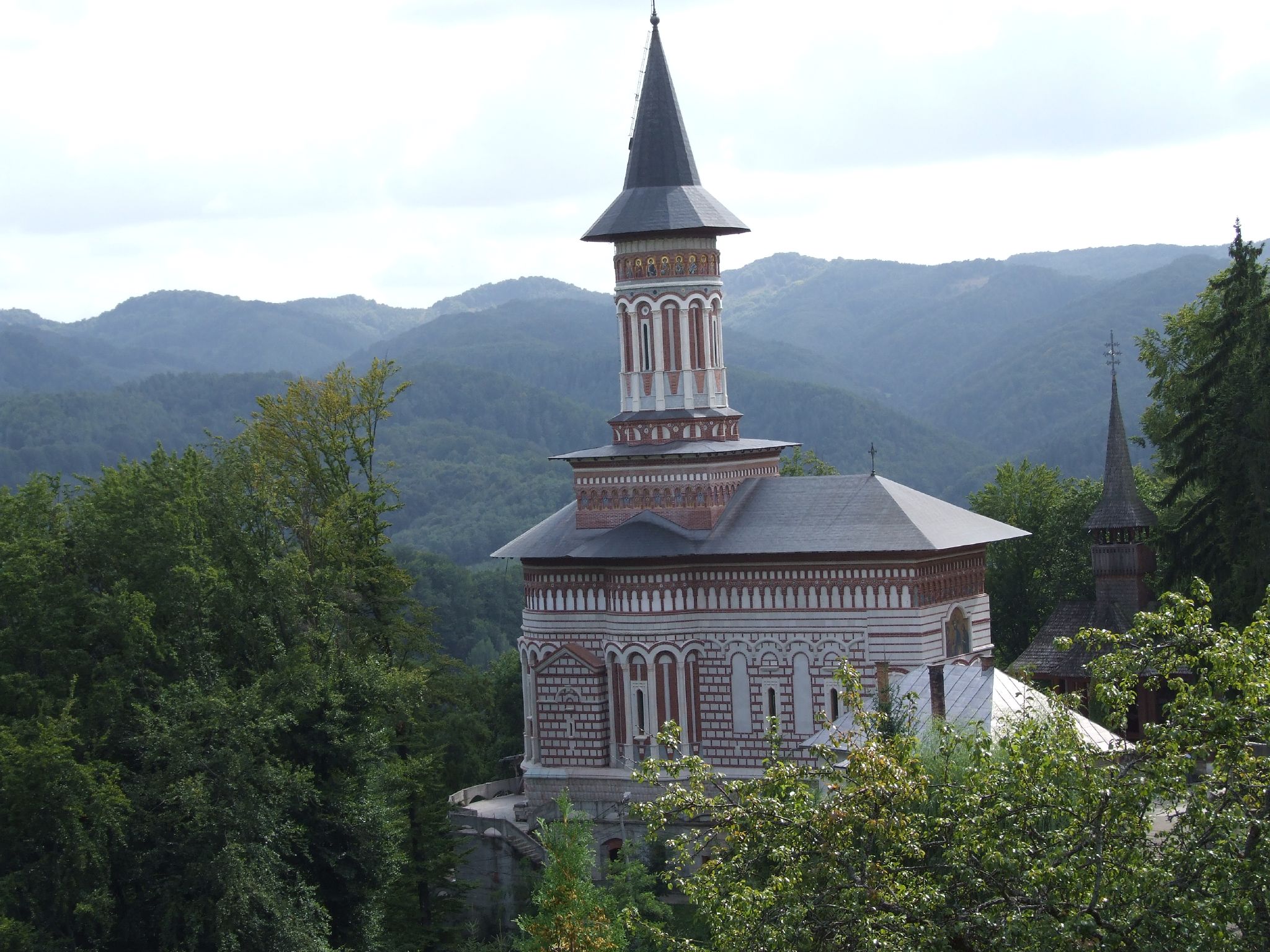 Mănăstirea Rohia | Trecator prin lume