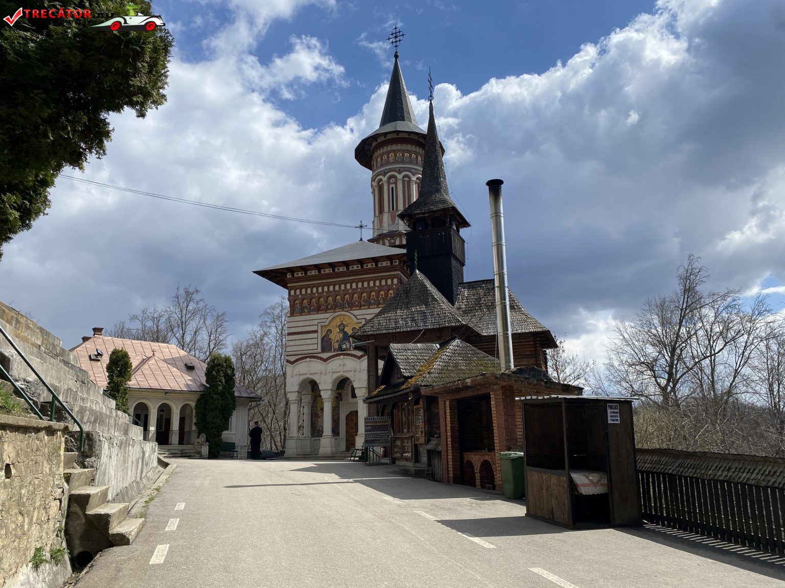 Mănăstirea Rohia – Obiective turistice de văzut și vizitat