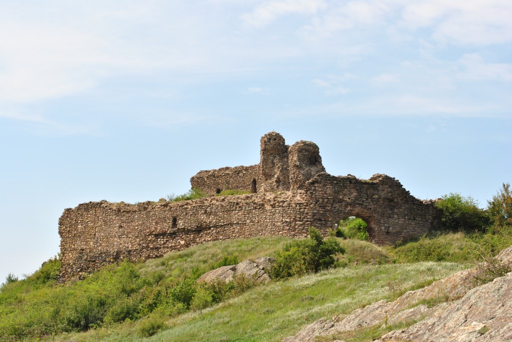 Cetatea Siriei | Obiective turistice de văzut și vizitat