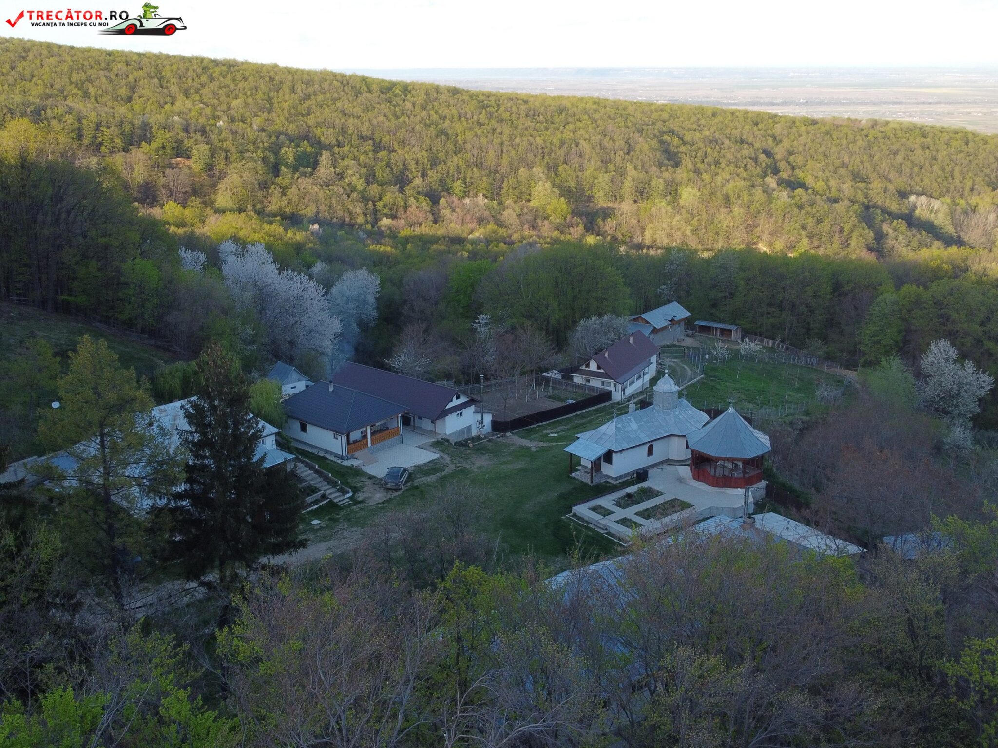 Mănăstirea Buluc – Obiective turistice de văzut și vizitat