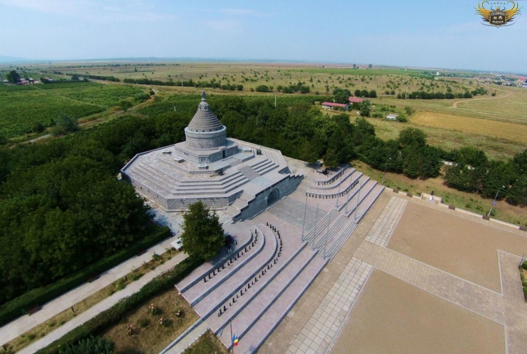 Mausoleul eroilor de la Marasesti | Obiective turistice de văzut și vizitat