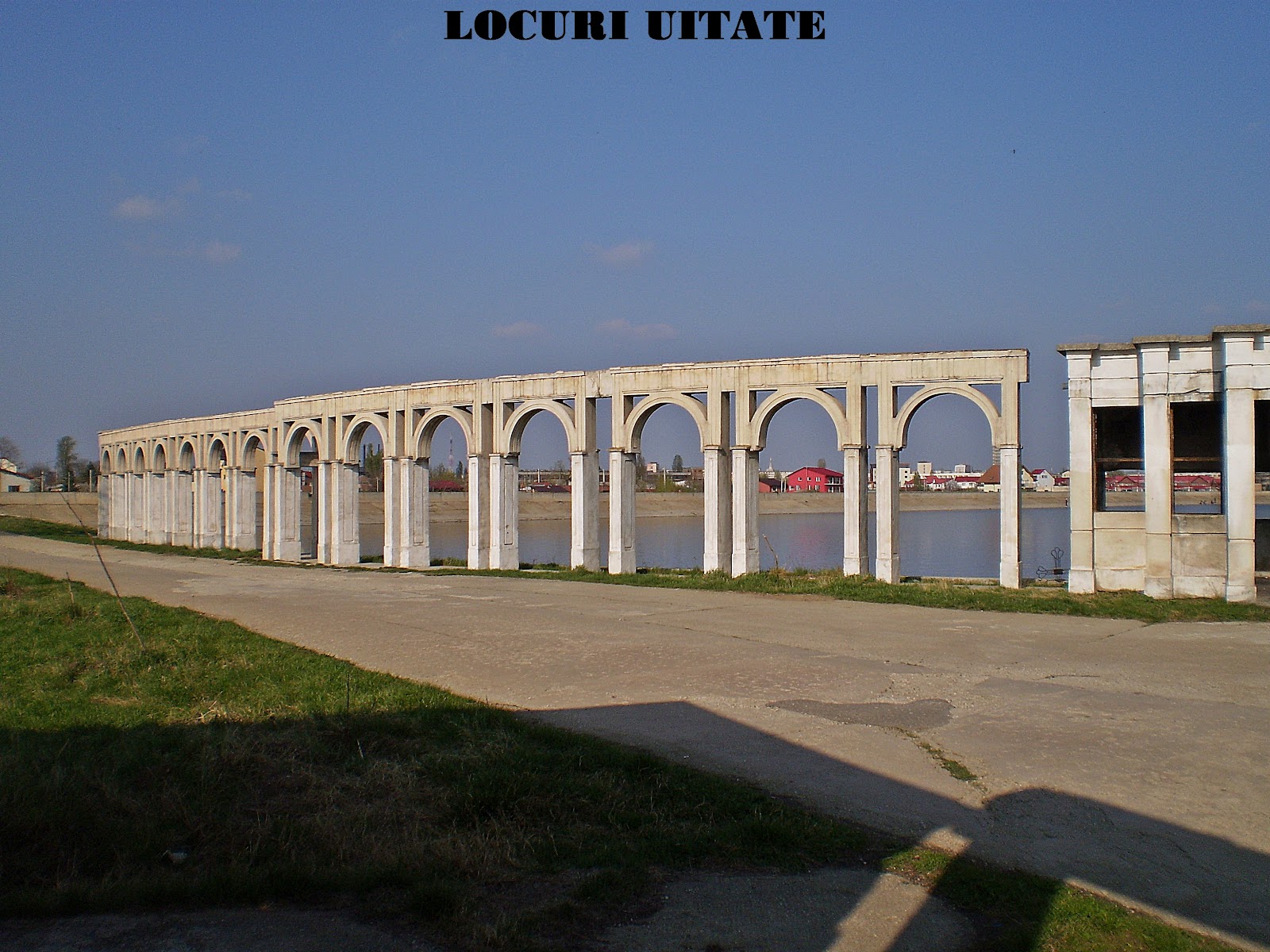 Insula de pe Lacul Morii – Obiective turistice de văzut și vizitat