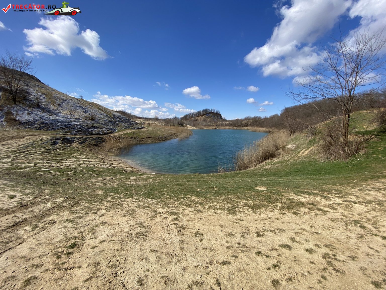 Laguna Albastra – Obiective turistice de văzut și vizitat