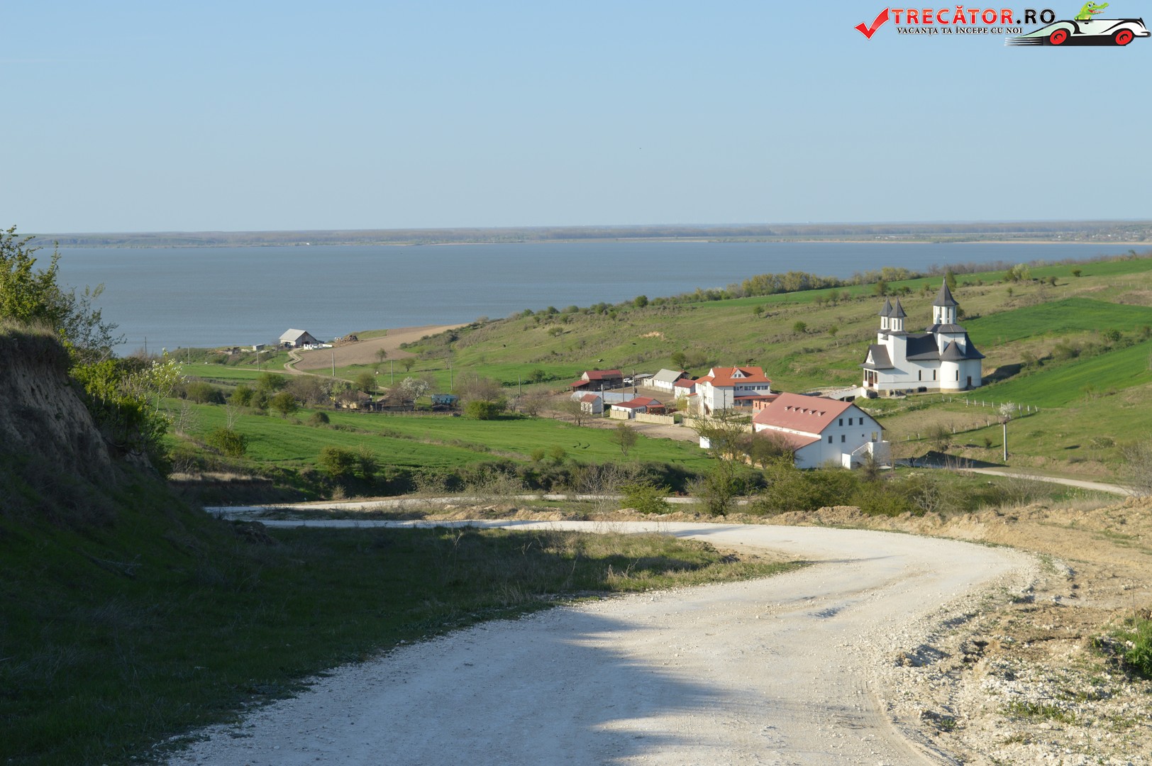 Mănăstirea Strunga – Obiective turistice de văzut și vizitat