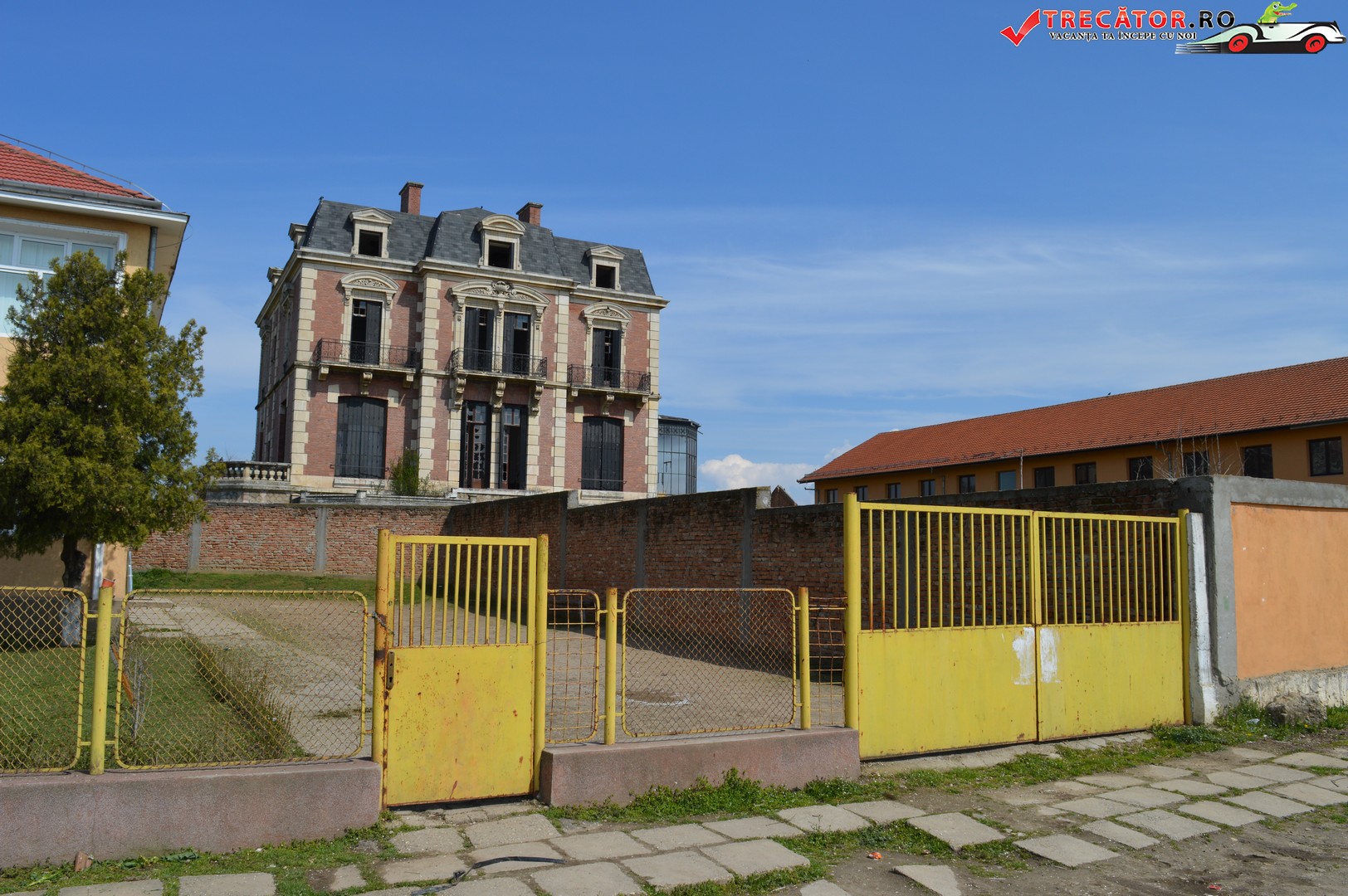 Palatul neoclasic Gh. Plesa – Obiective turistice de văzut și vizitat