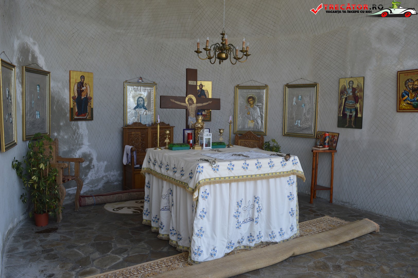 Manastirea Adamesti | Obiective turistice de văzut și vizitat