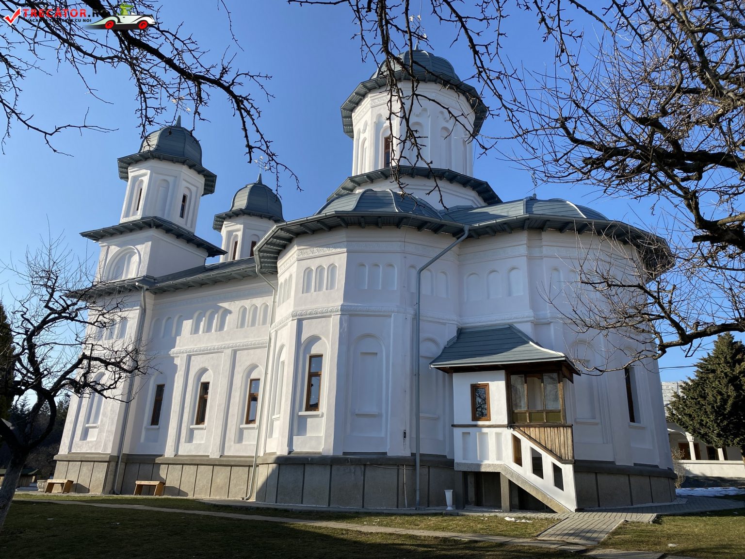 Manastirea Slanic | Obiective turistice de văzut și vizitat