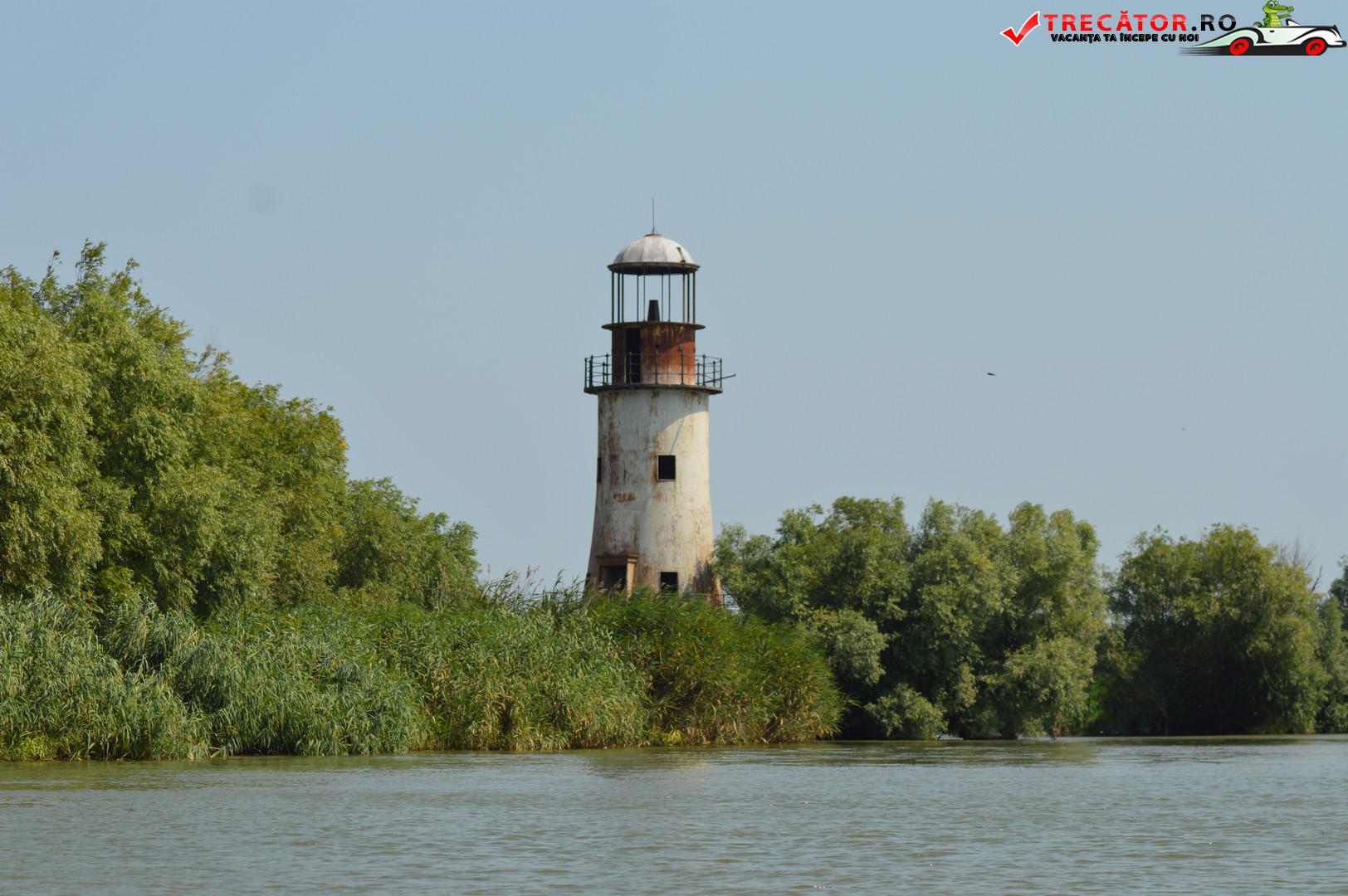 Farul vechi de pe malul stâng din Sulina – Obiective turistice de văzut ...