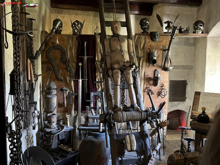 Castelul Praga – Obiective turistice de văzut și vizitat