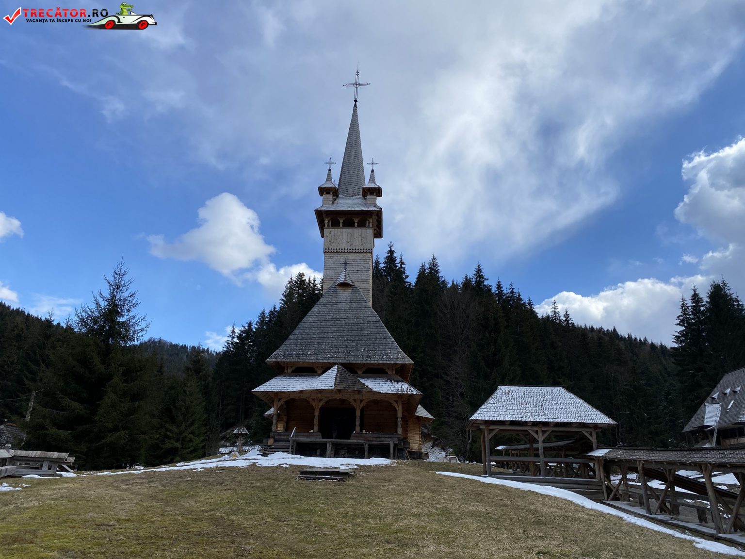 Manastirea Budești – Obiective turistice de văzut și vizitat