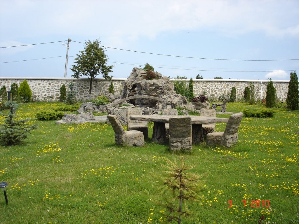 Manastirea Hadambu | Trecator prin lume