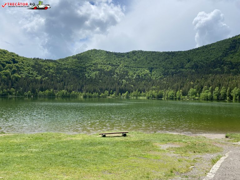 Lacul Sfânta Ana – Obiective turistice de văzut și vizitat