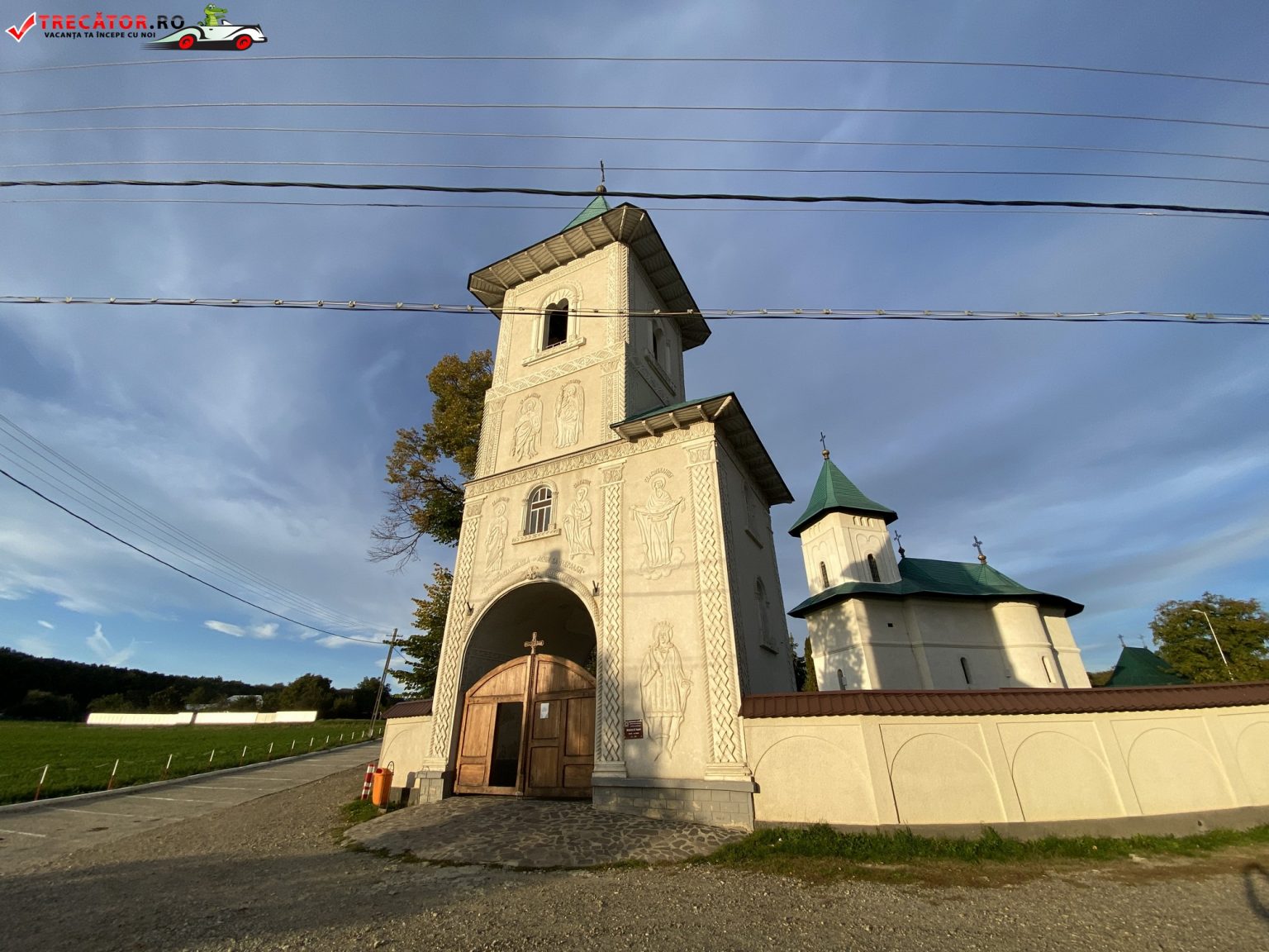 Manastirea Runc | Obiective turistice de văzut și vizitat