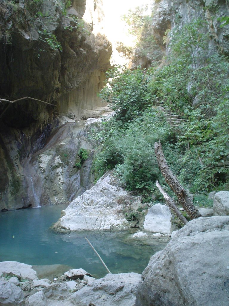 Cascada Dimossari Lefkada Grecia | Obiective turistice de văzut și vizitat