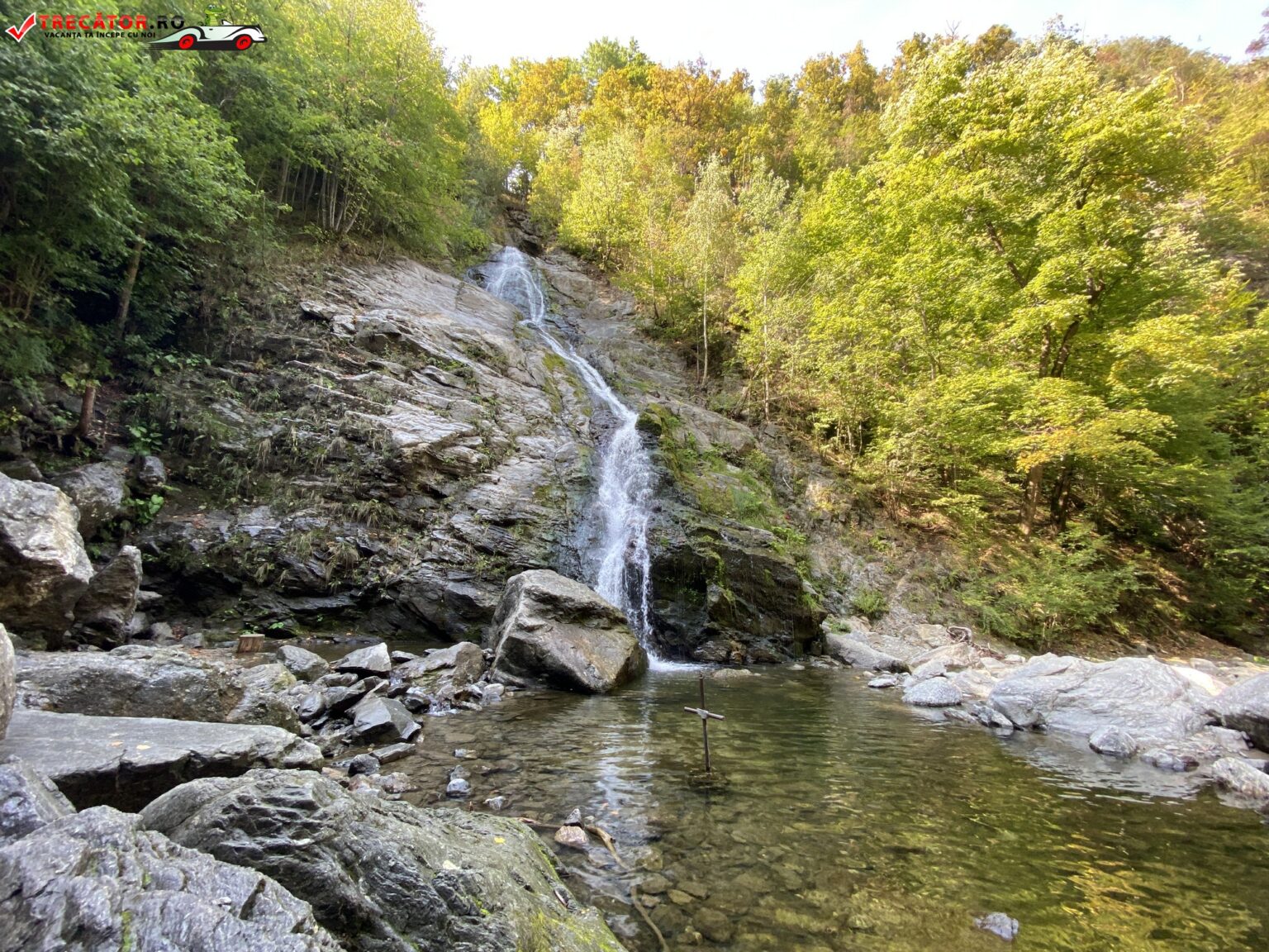 Cascada Lotrisor – Obiective turistice de văzut și vizitat