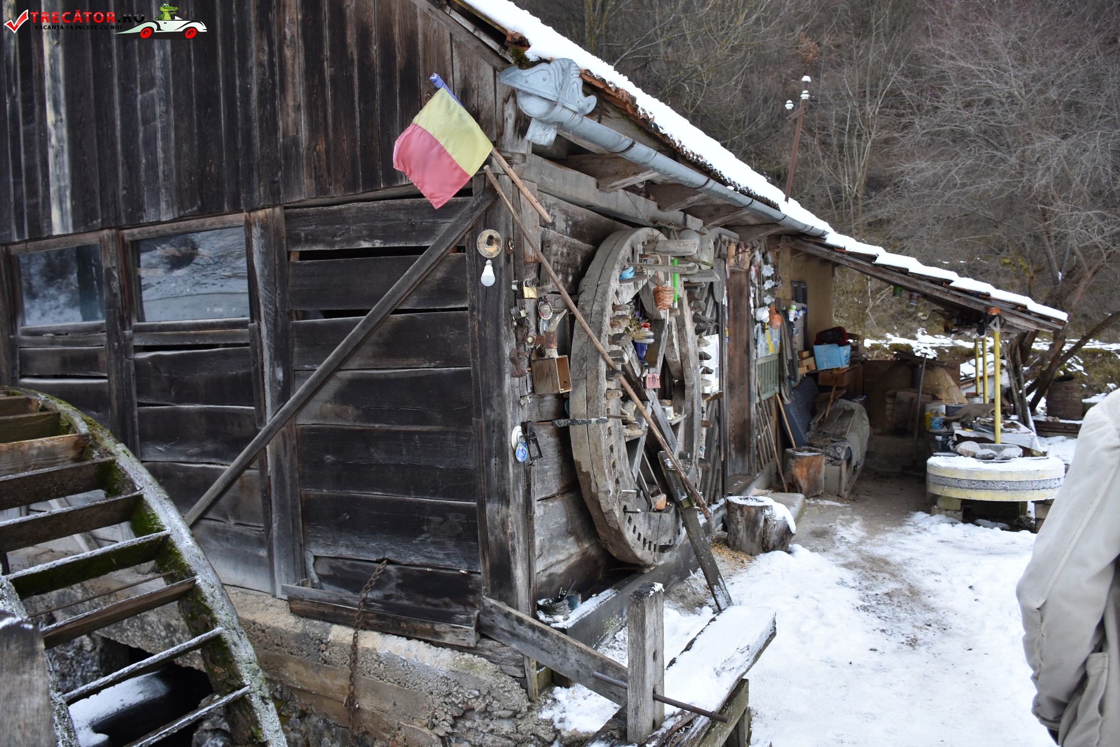 Moara cu apa din Rosia – Obiective turistice de văzut și vizitat