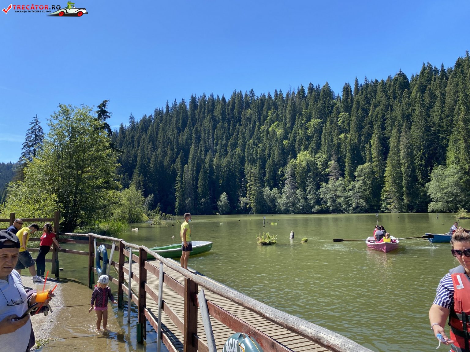 Lacul Rosu – Obiective turistice de văzut și vizitat