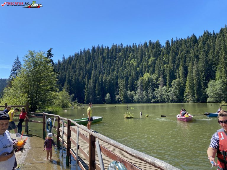 Lacul Rosu – Obiective turistice de văzut și vizitat