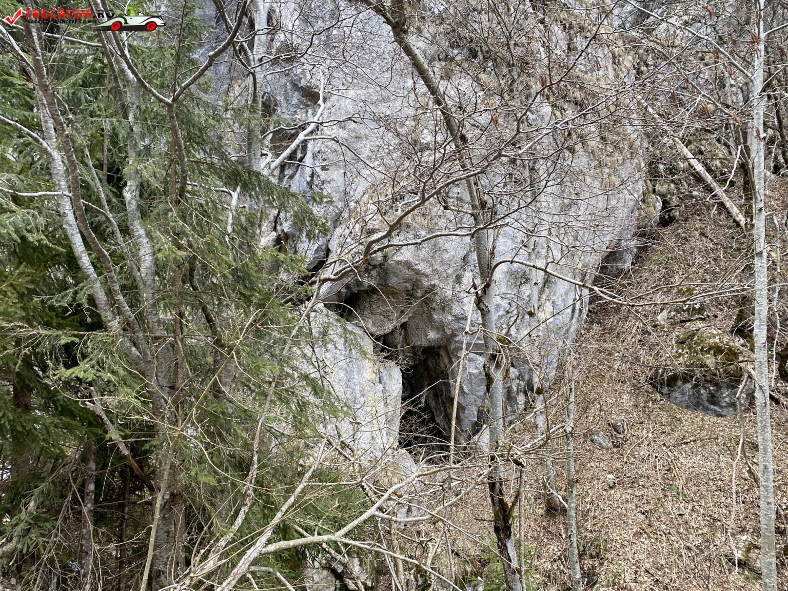 Cheile Rateiului – Obiective turistice de văzut și vizitat