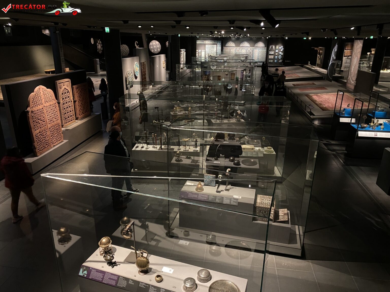 Muzeul Luvru, Paris, Franța – Obiective turistice de văzut și vizitat