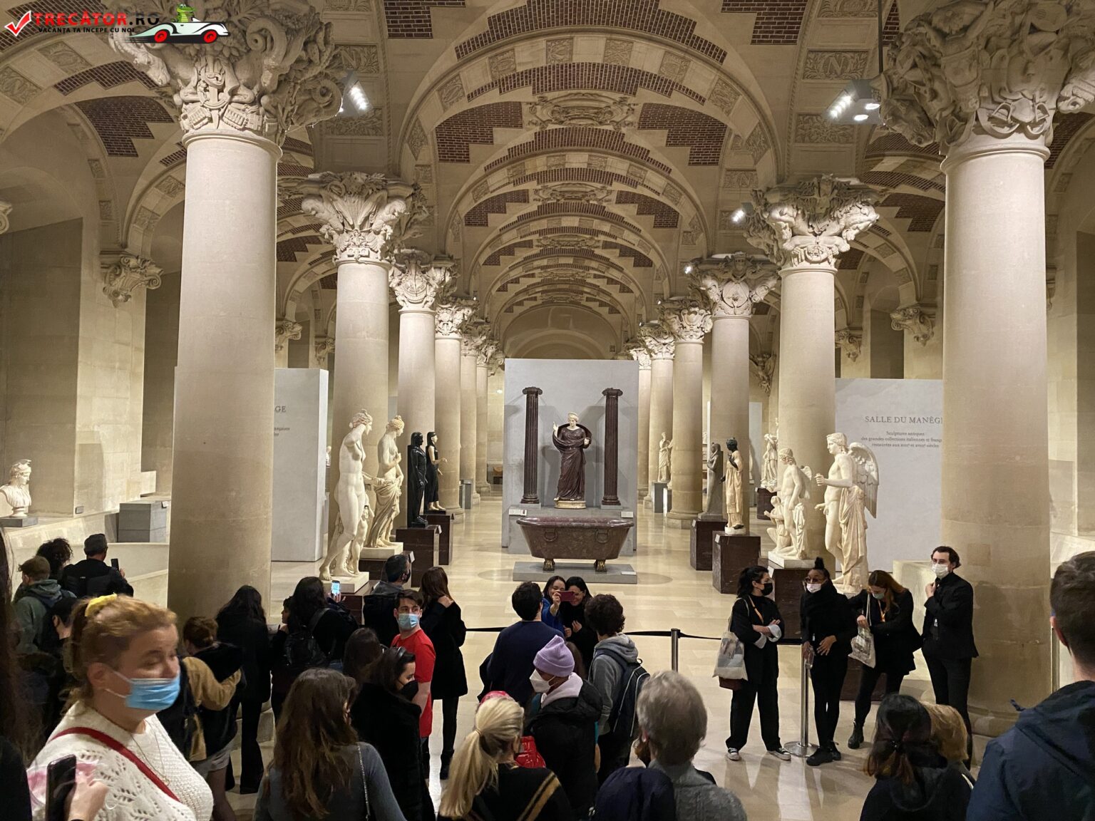 Muzeul Luvru, Paris, Franța – Obiective turistice de văzut și vizitat