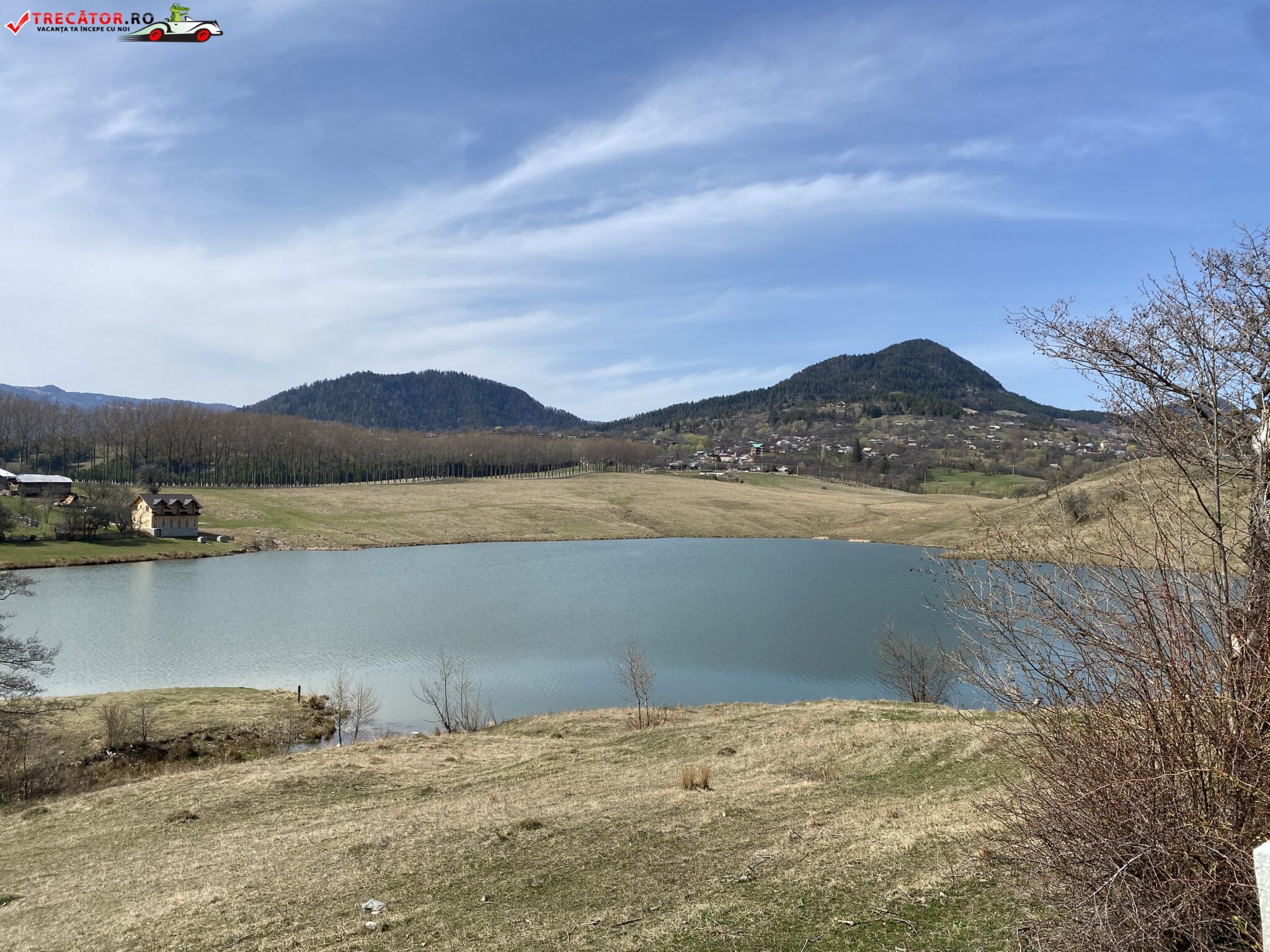 Lacul fără Fund de la Vintileasca – Obiective turistice de văzut și vizitat