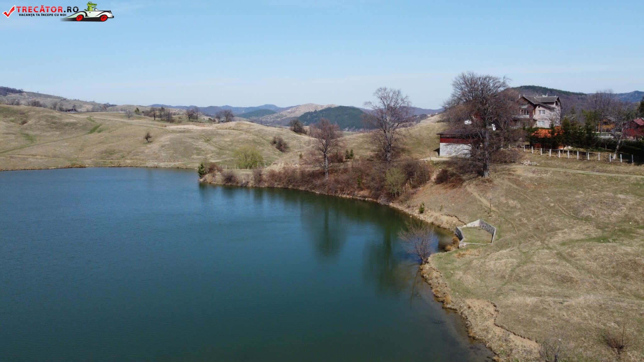 Lacul fără Fund de la Vintileasca – Obiective turistice de văzut și vizitat