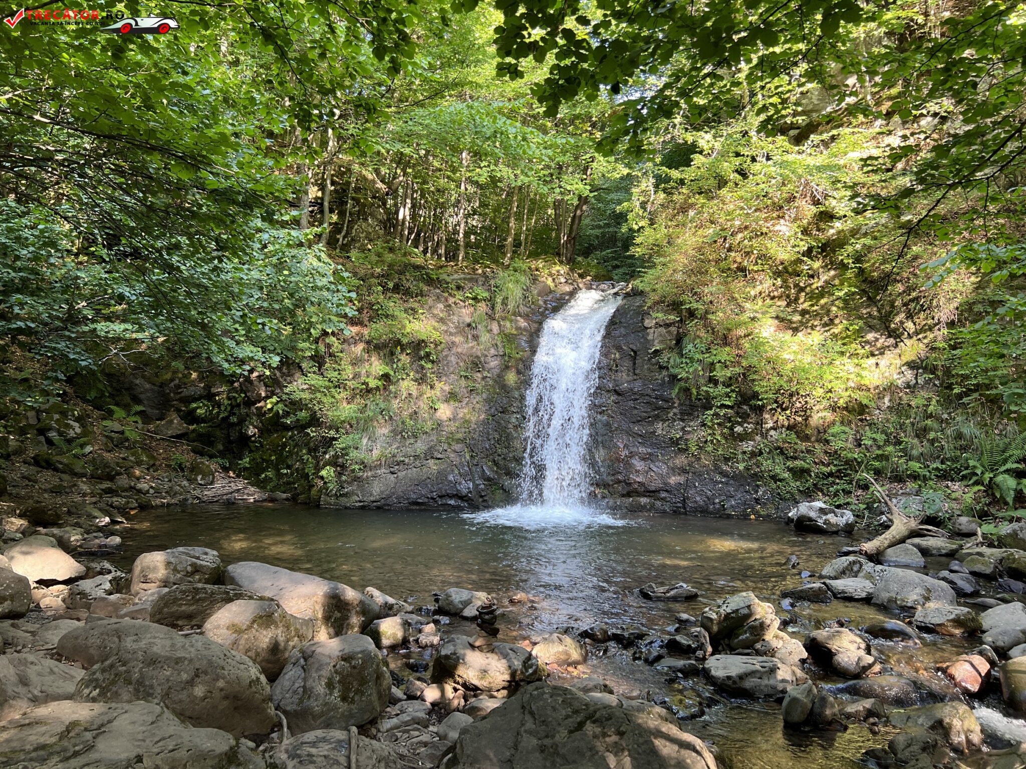 Cascada Stur – Obiective turistice de văzut și vizitat
