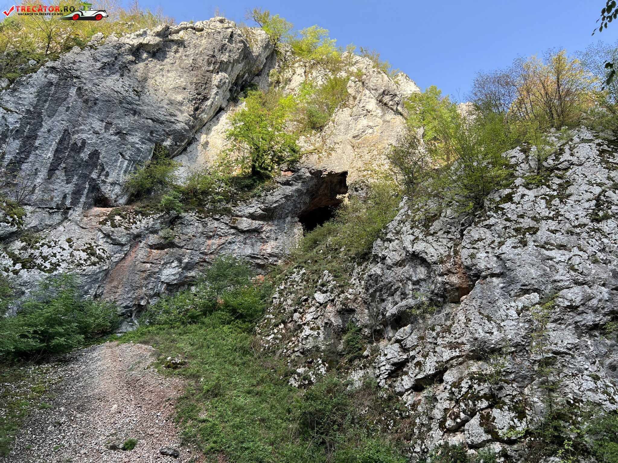 Cheile Lazurilor – Obiective turistice de văzut și vizitat