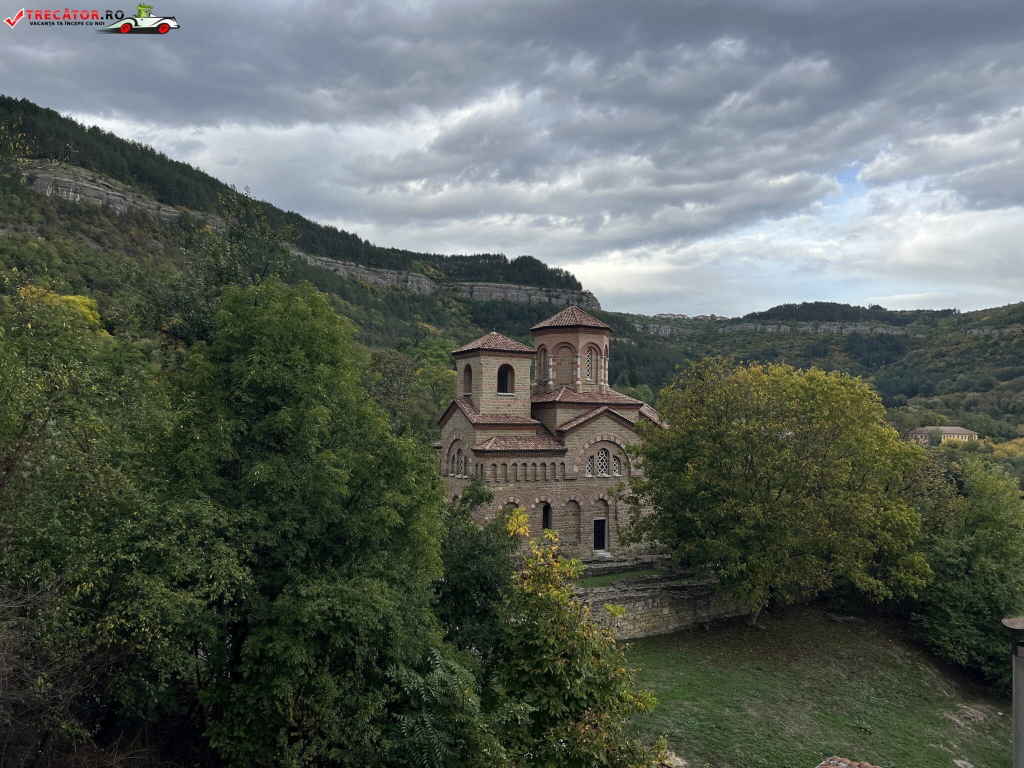 Biserica Sfântul Dimitrie din Salonic din Veliko Târnovo, Bulgaria ...