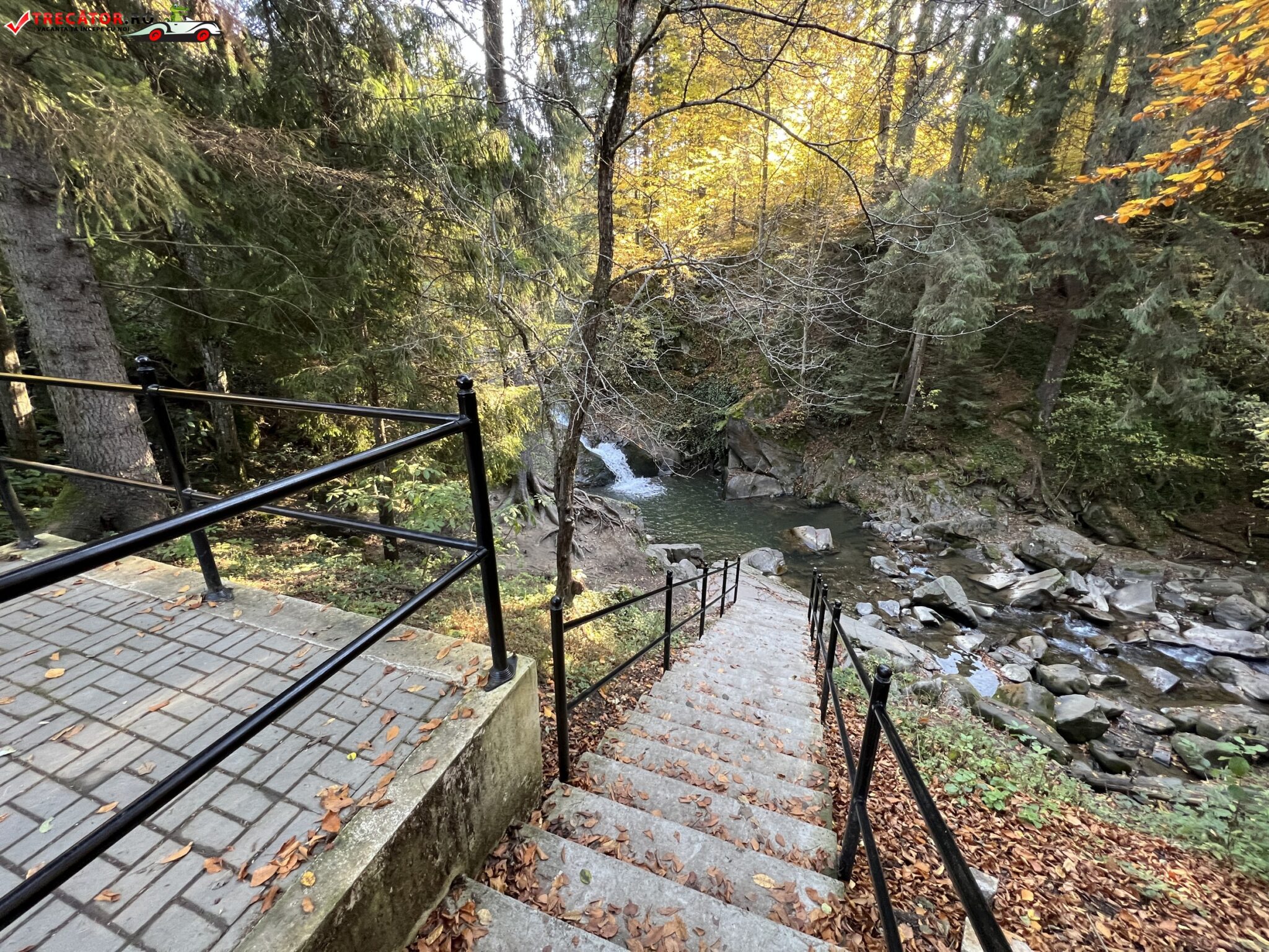 Cascada din Valea Zânelor sau Cascada de sub Şiclău – Obiective ...