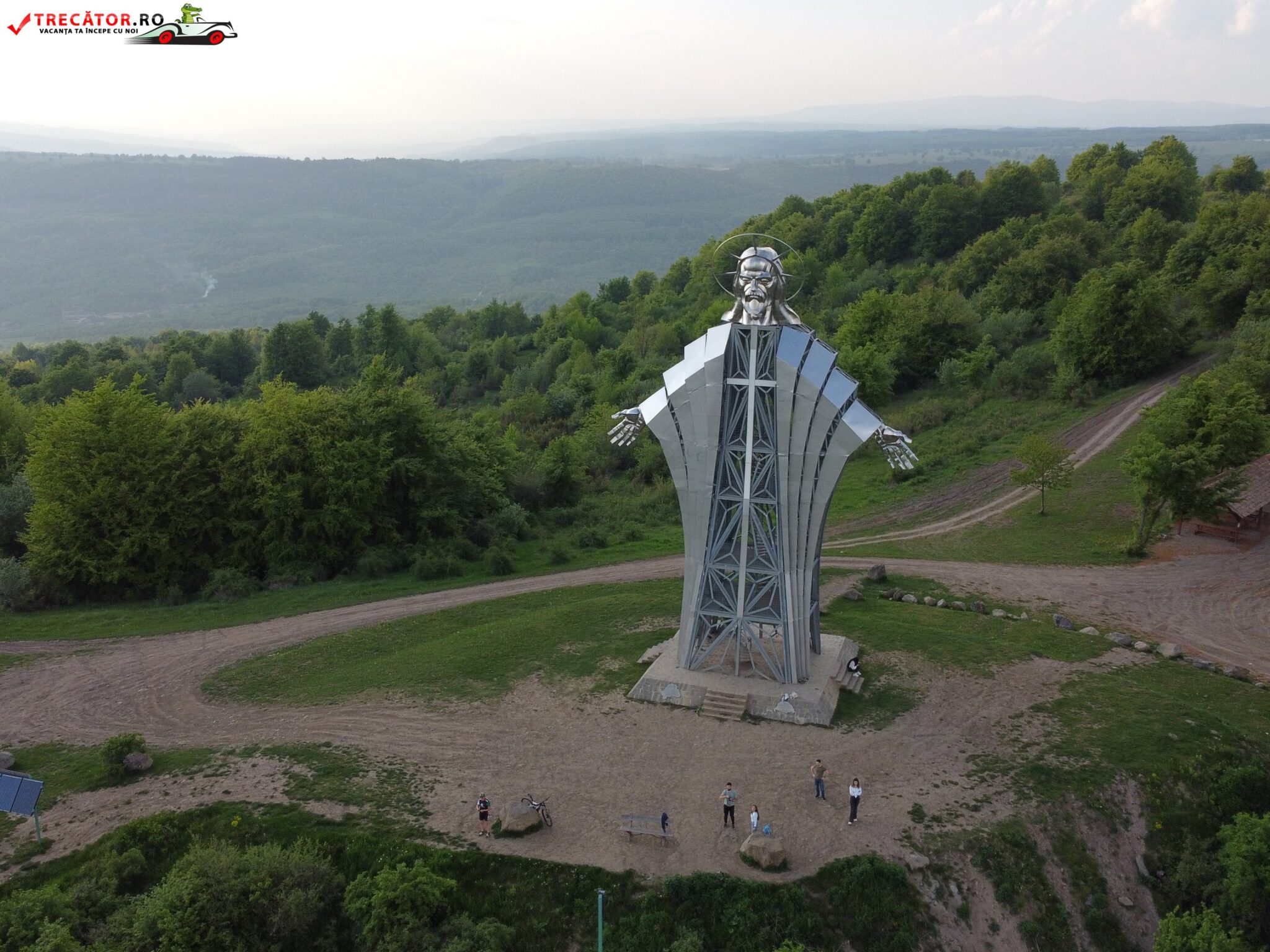 Statuia Inima Lui Iisus de pe dealul Gordon – Obiective turistice de ...