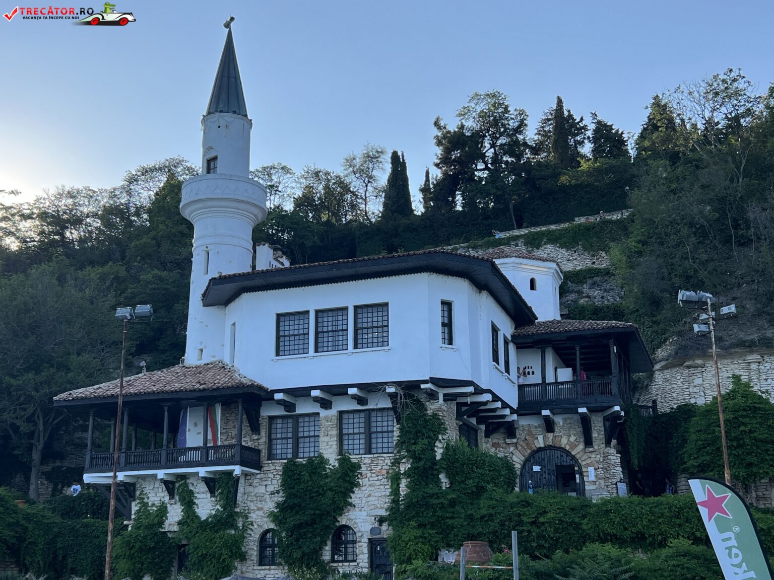 Castelul Reginei Maria şi grădina botanică din Balcic – Obiective ...